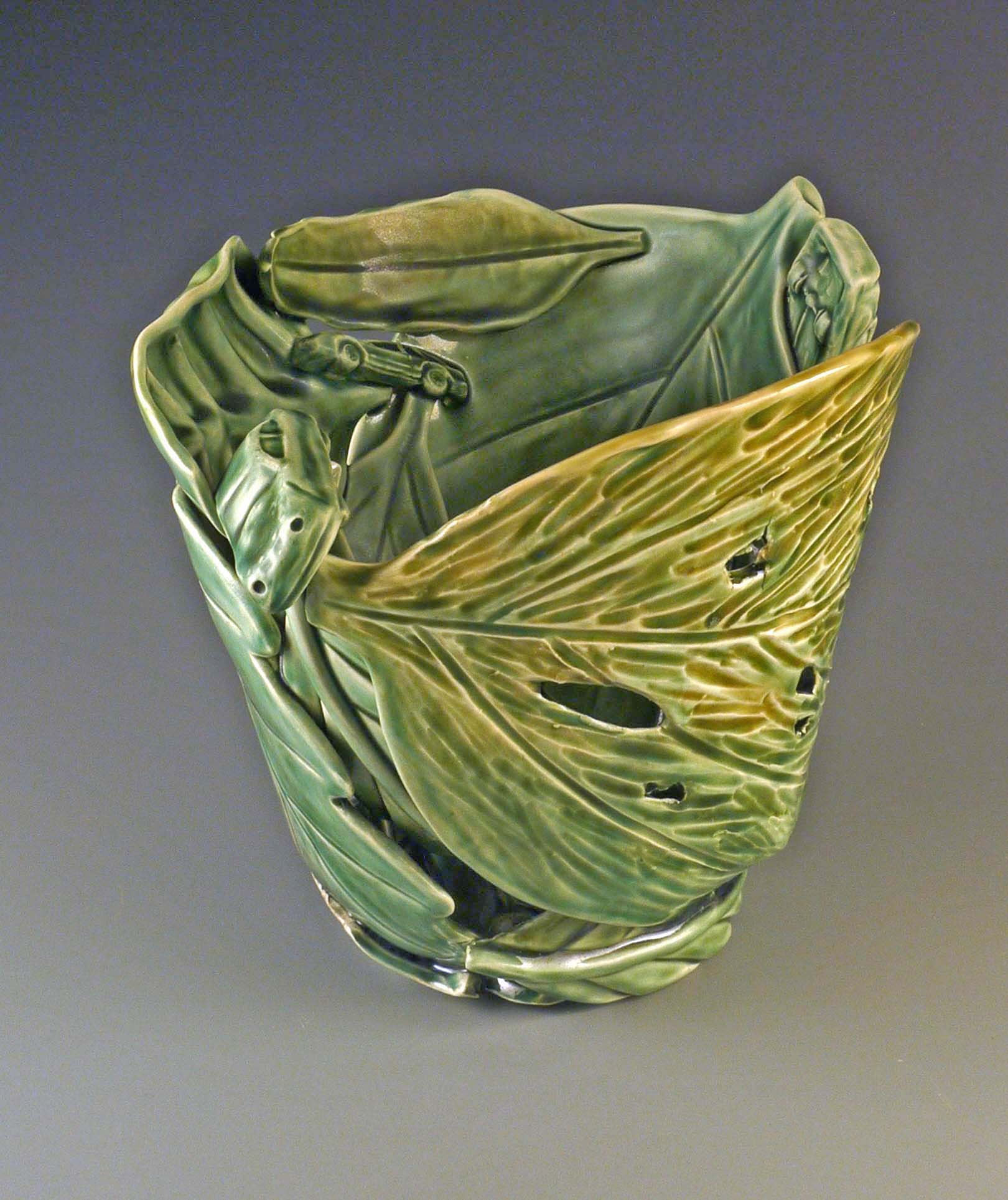 Sculptural vessel | Linda Huey Ceramics